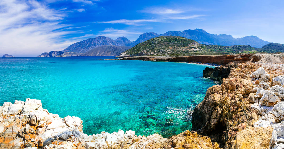 Family Trips: Discovering the Waters of Crete | Iberostar