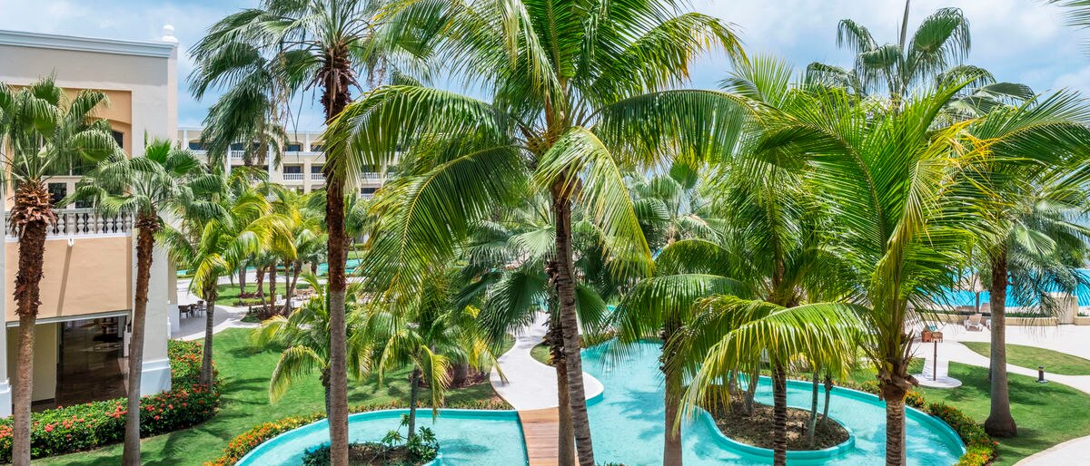 Enjoy stunning Caribbean ocean views