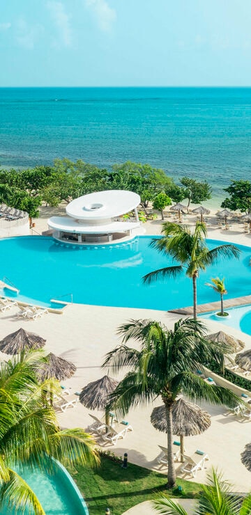 Iberostar Waves Rose Hall Beach 5* | All-inclusive hotel in Jamaica